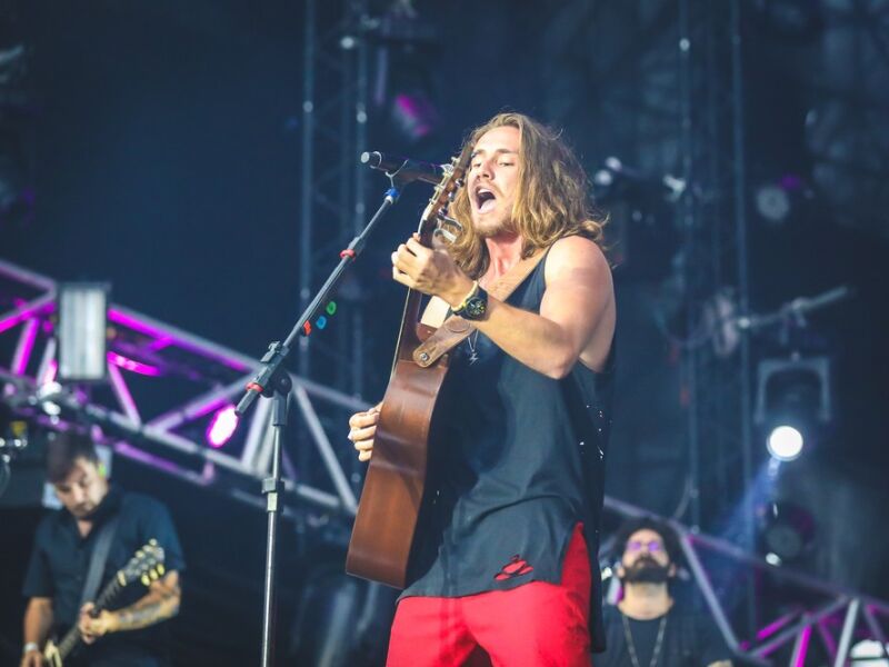 The sun': Vitor Kley revela versão em inglês de hit 'O sol' e fãs ...