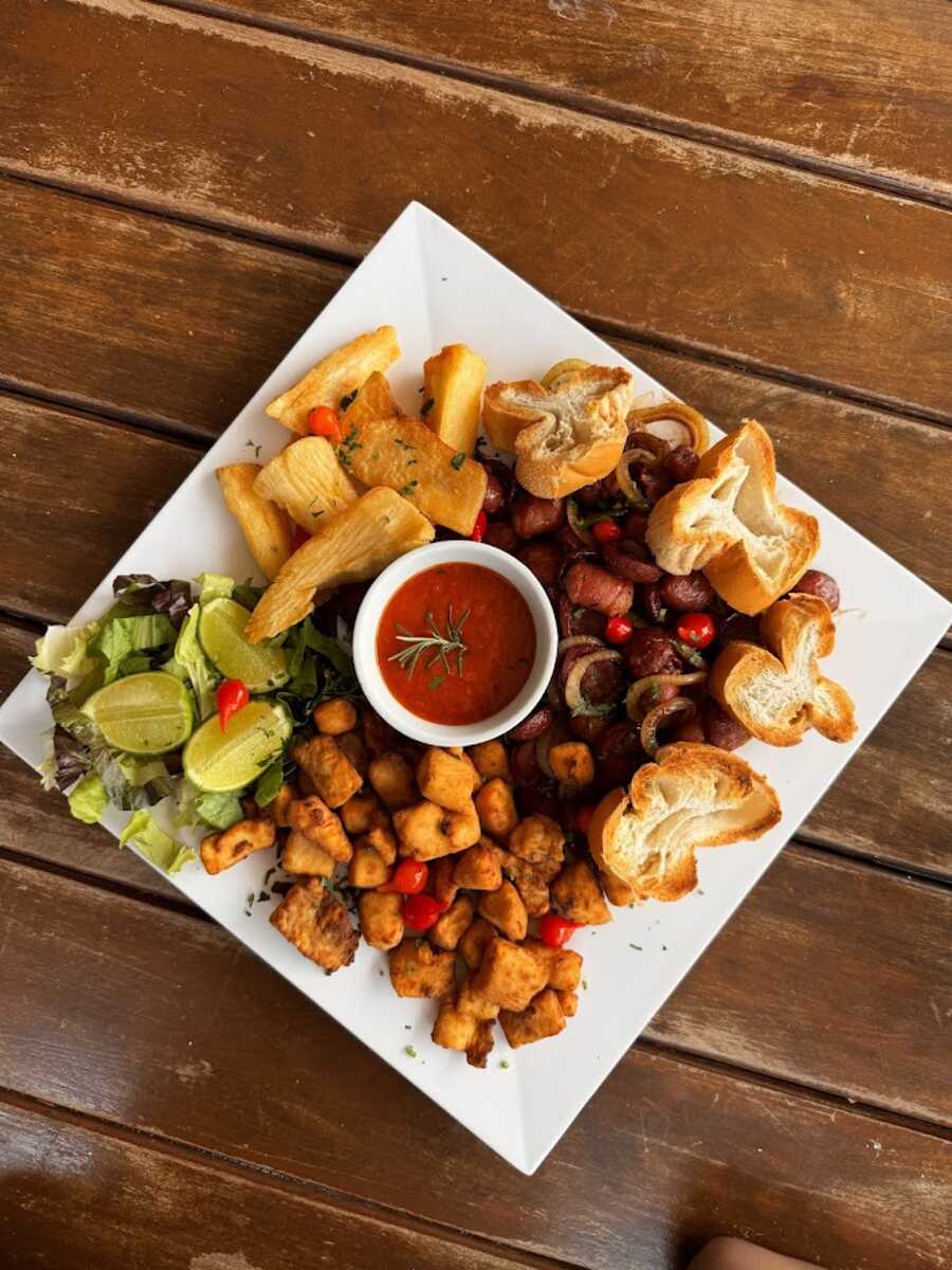 Sabores da Família: Conheça o Prato Combinado Aroeira - Bonito Informa